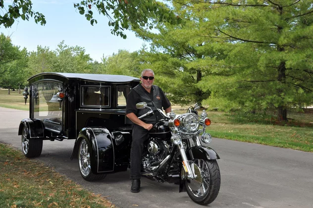 FUNERAL HOME - Michigan Memorial Funeral Home